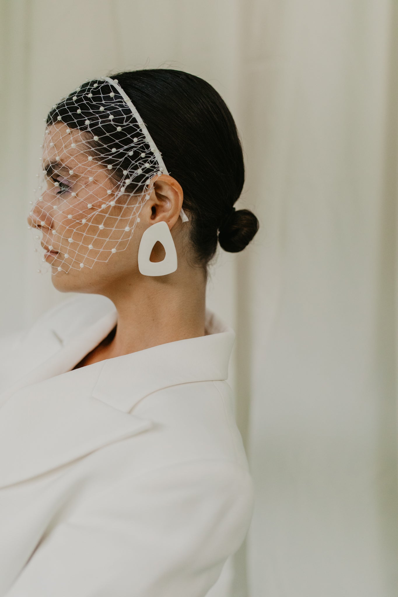 Corner stud bridal – Ellen Debie Ceramics